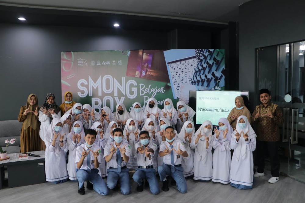 Café rooftop, dan Tempat evakuasi